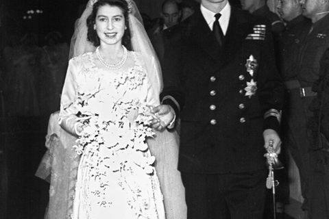 73. Hochzeitstag: Queen Elizabeth II & Prinz Philip bestaunen Karte der Ur-Enkel