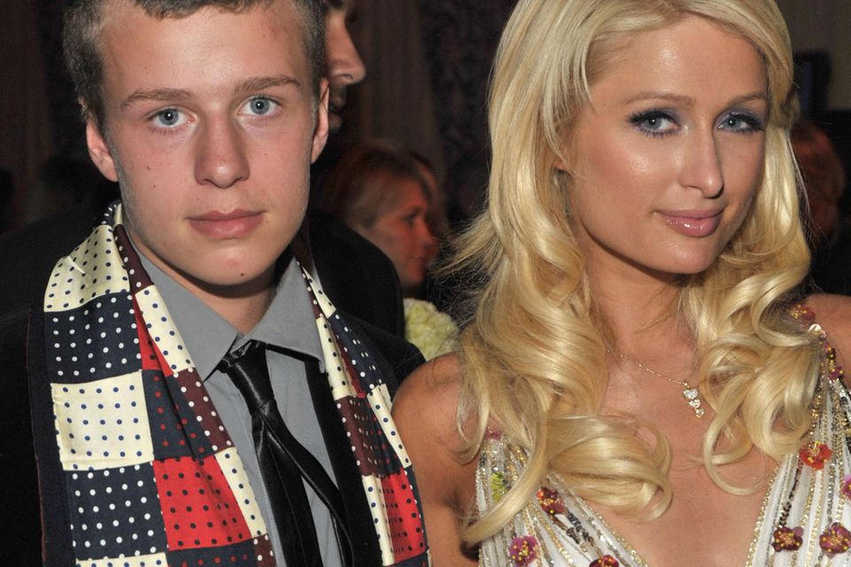 Conrad Hilton: Der Bruder von Paris Hilton rastet im Flieger aus