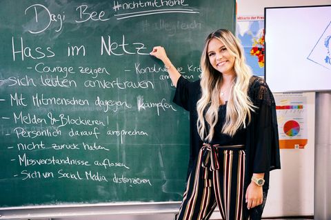 Dagi Bees neues Tattoo: YouTube-Star zeigt ihren „neuen Schmuck“