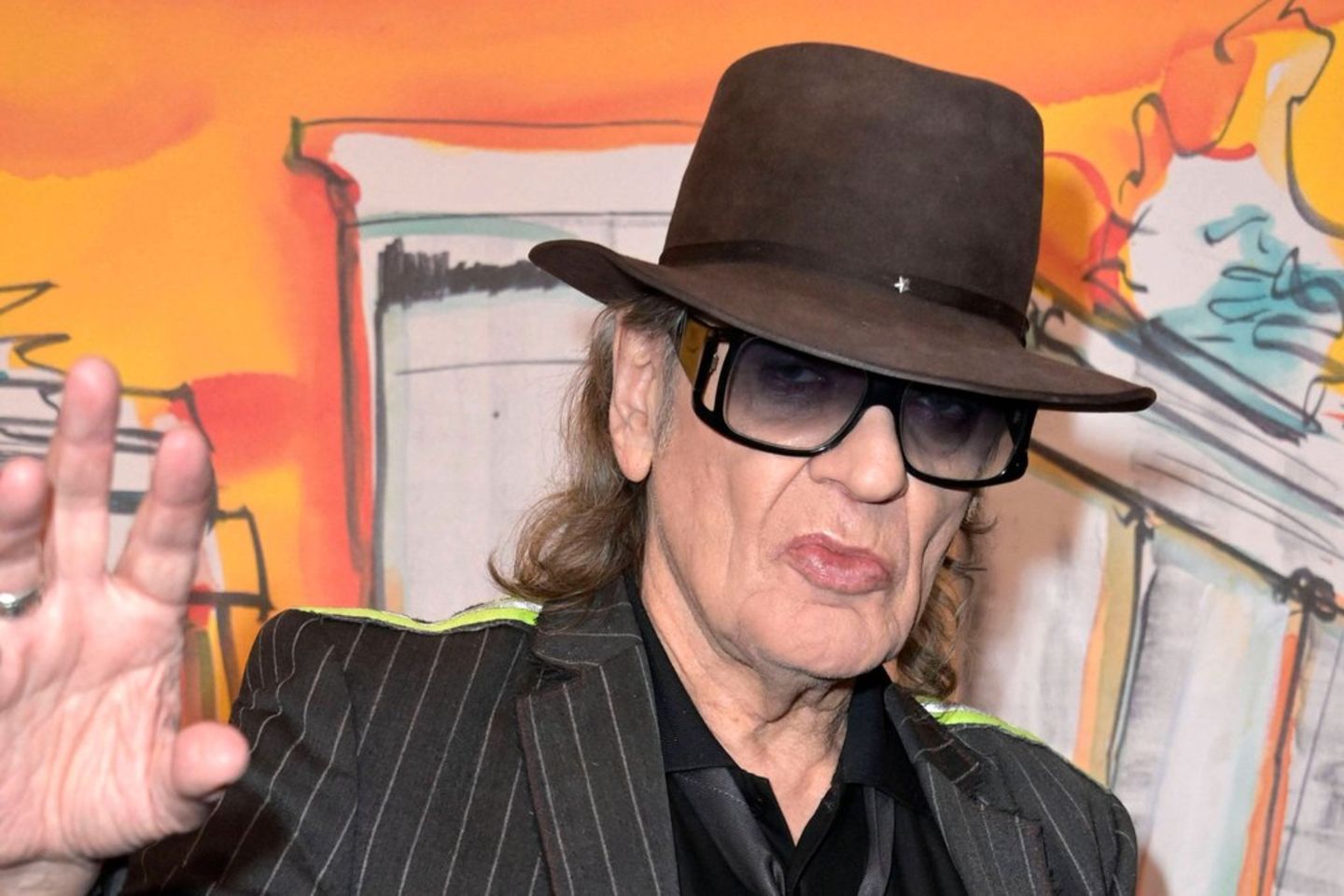 Udo Lindenberg: Musiker kündigt Knie-OP an