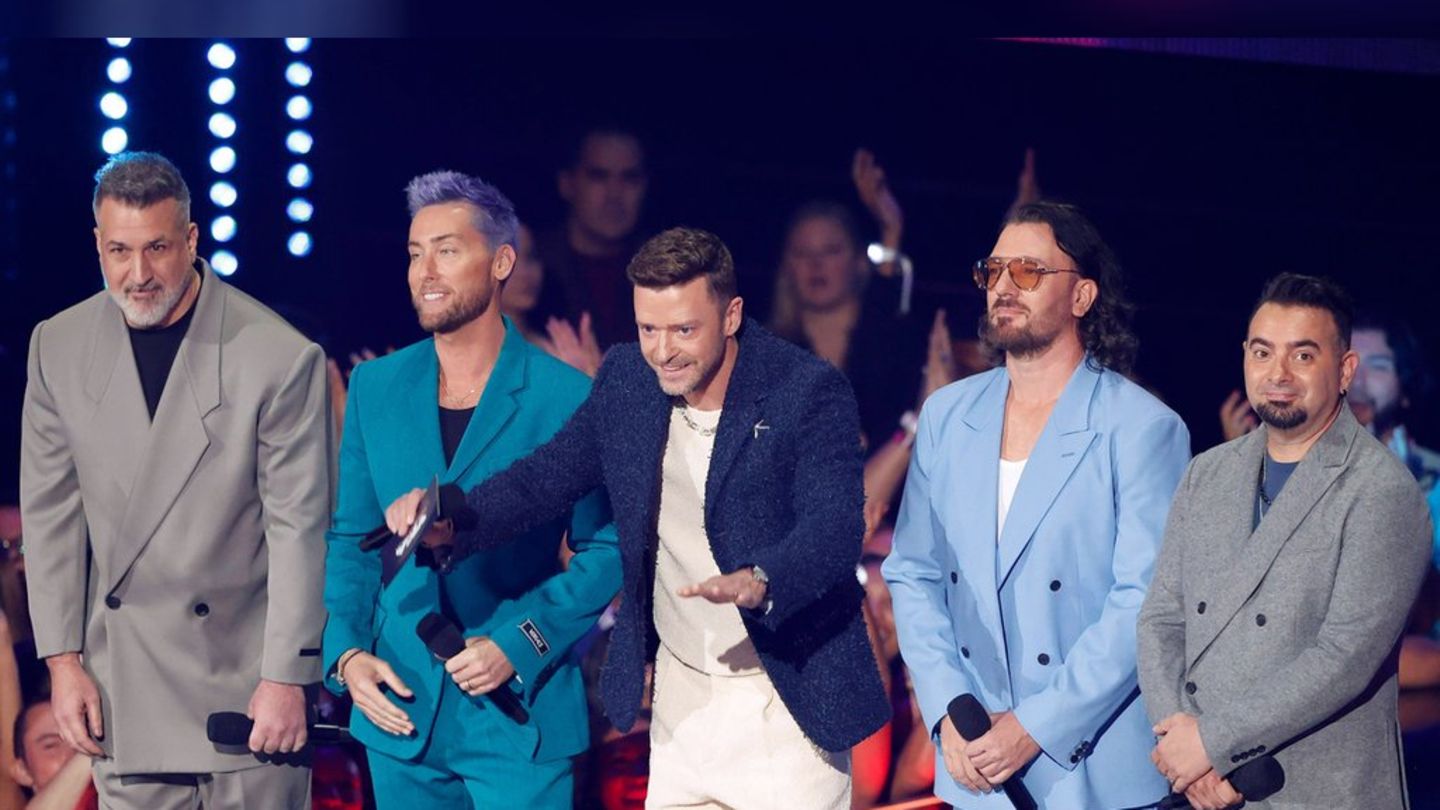 *NSYNC: Boygroup wiedervereint auf der Bühne