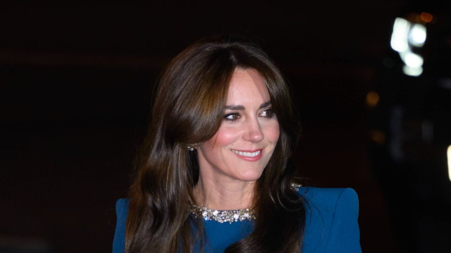 Royal Variety Performance: Inside Princess Kate's Smile Amid "Endgame ...