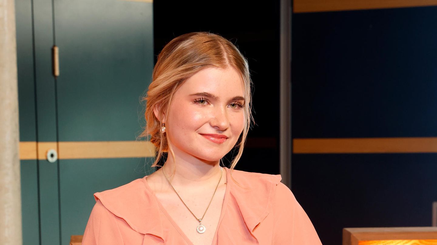 Alle Infos & News zu Charlott Reschke - S. 7 | VIP.de