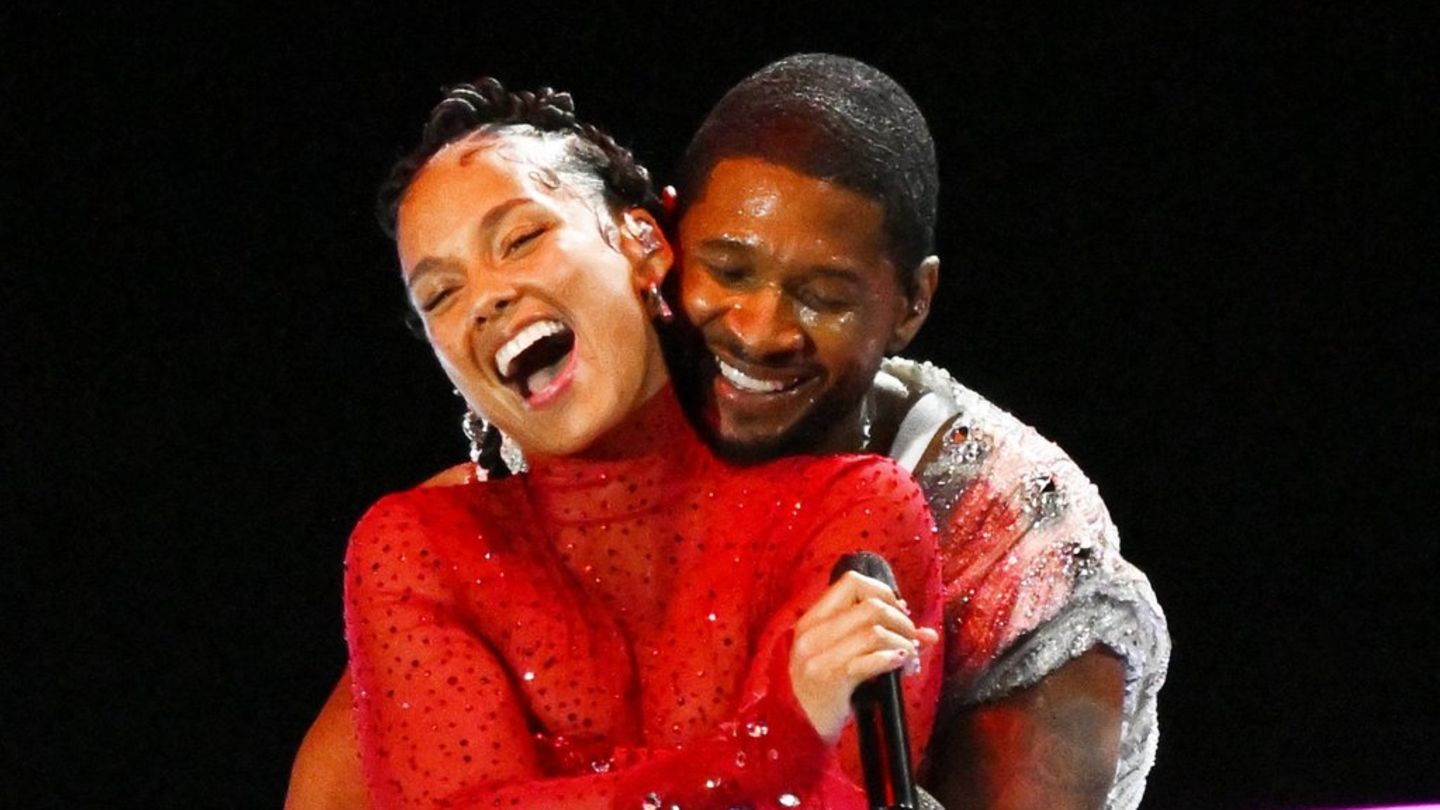 Halbzeitshow Beim Super Bowl Sechs Stars Rockten Mit Usher