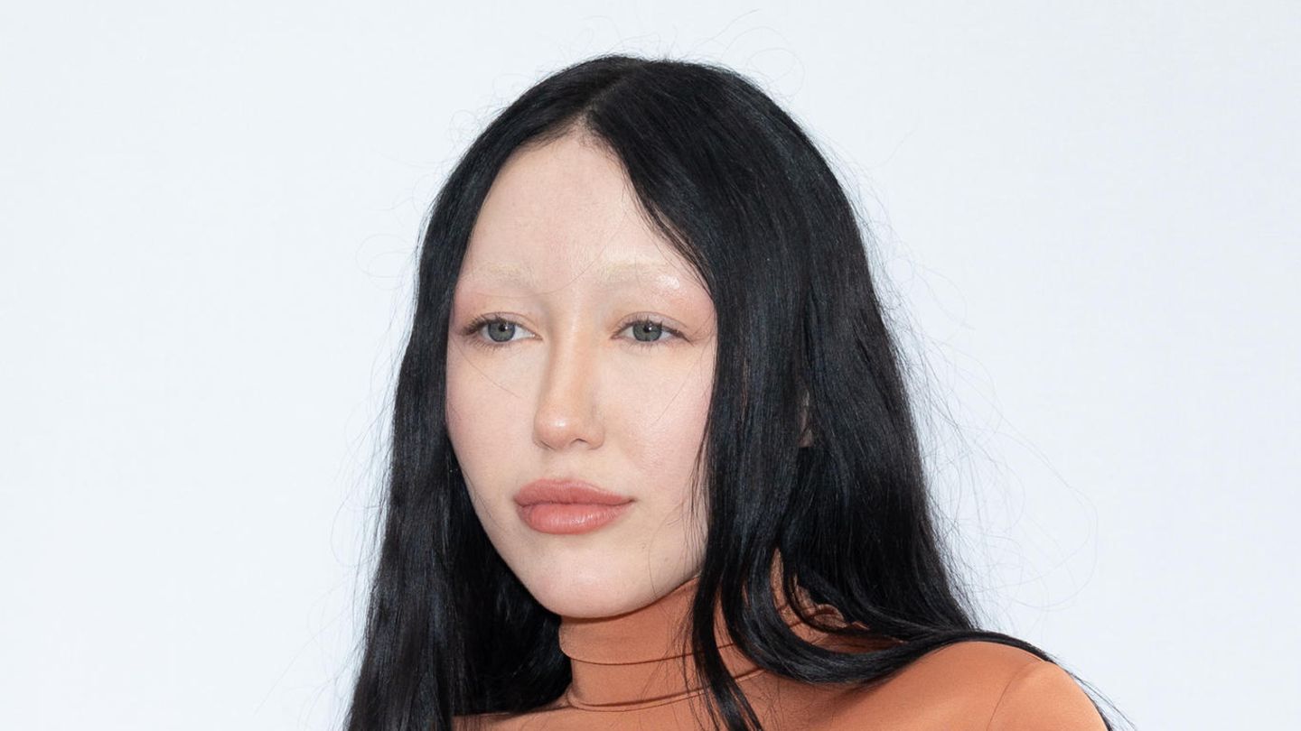 Noah Cyrus 2024 Haar