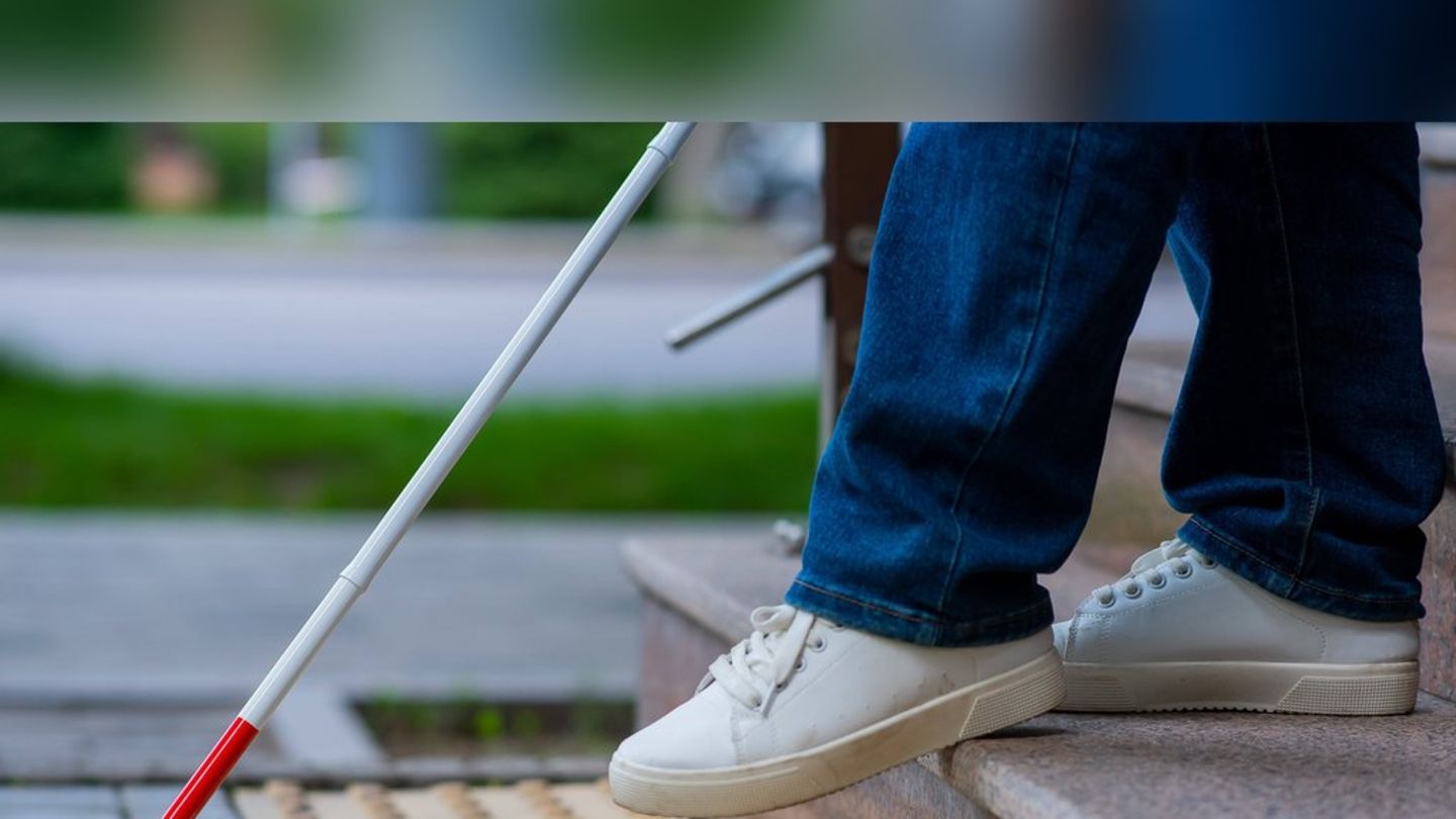 Assistenz im Alltag: Blinden und Sehbehinderten Hilfe leisten