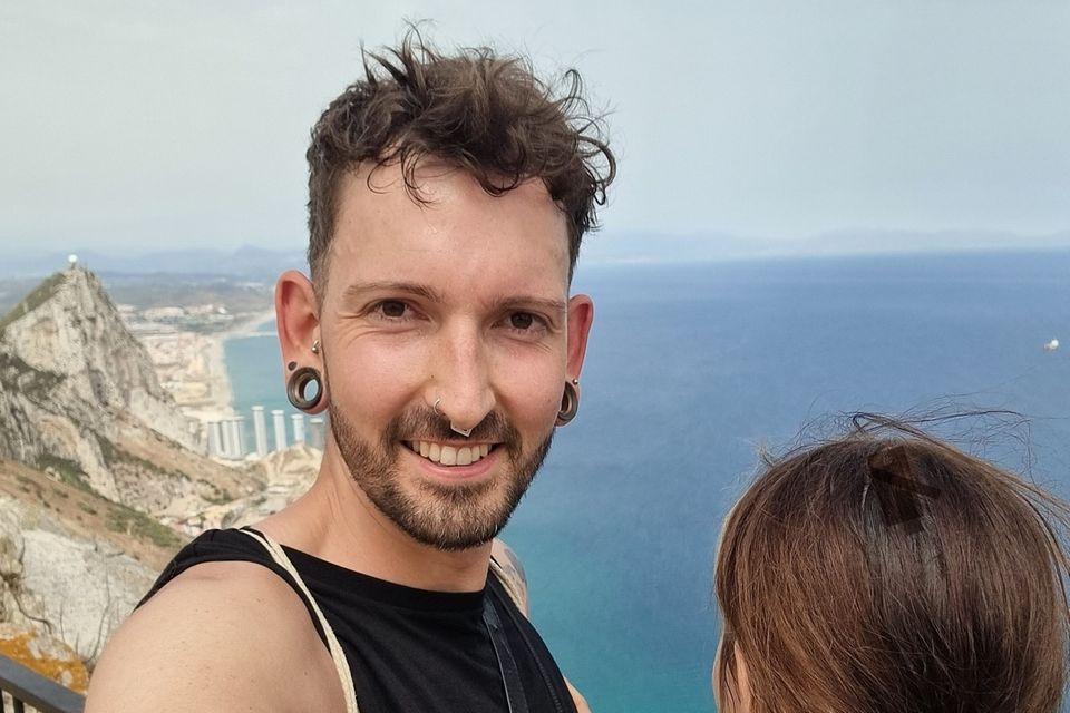 Fabian Kahl: "Bares für Rares"-Star teilt private Urlaubsfotos