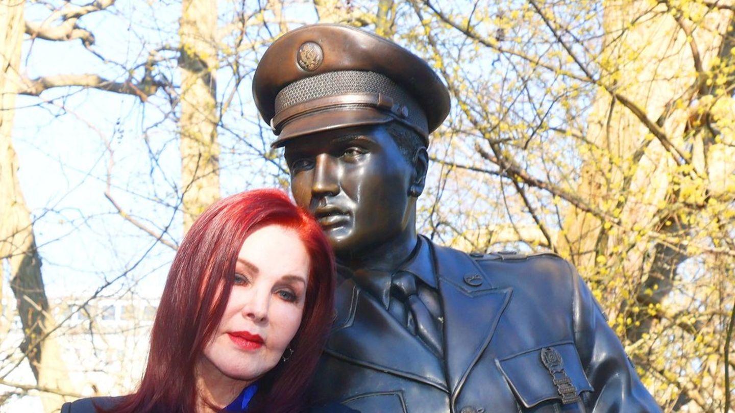 Priscilla Presley: Elvis-Witwe bringt neue Biografie raus Priscilla Presley: Elvis-Witwe bringt neue Biografie raus